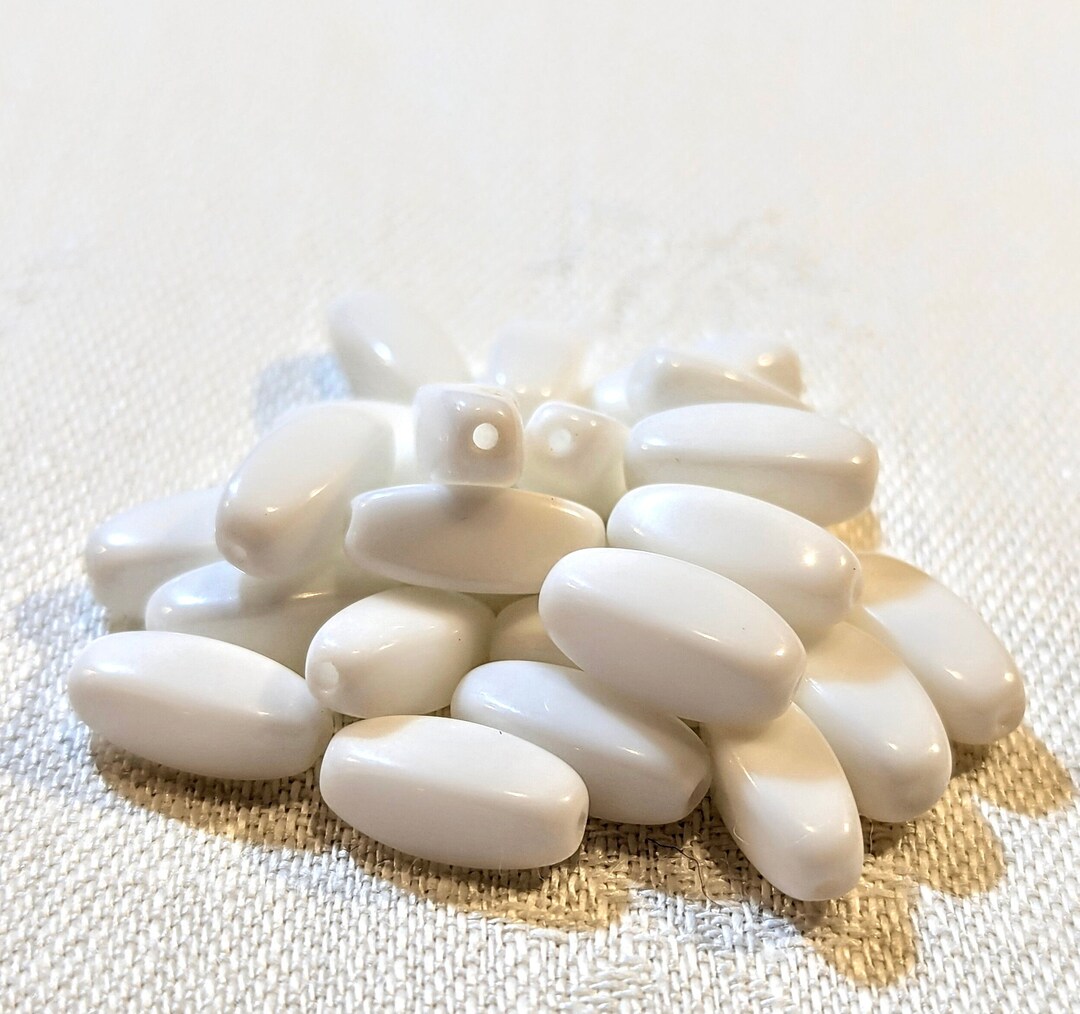 Vintage Milkglass Elongated Beads, 12 - Etsy