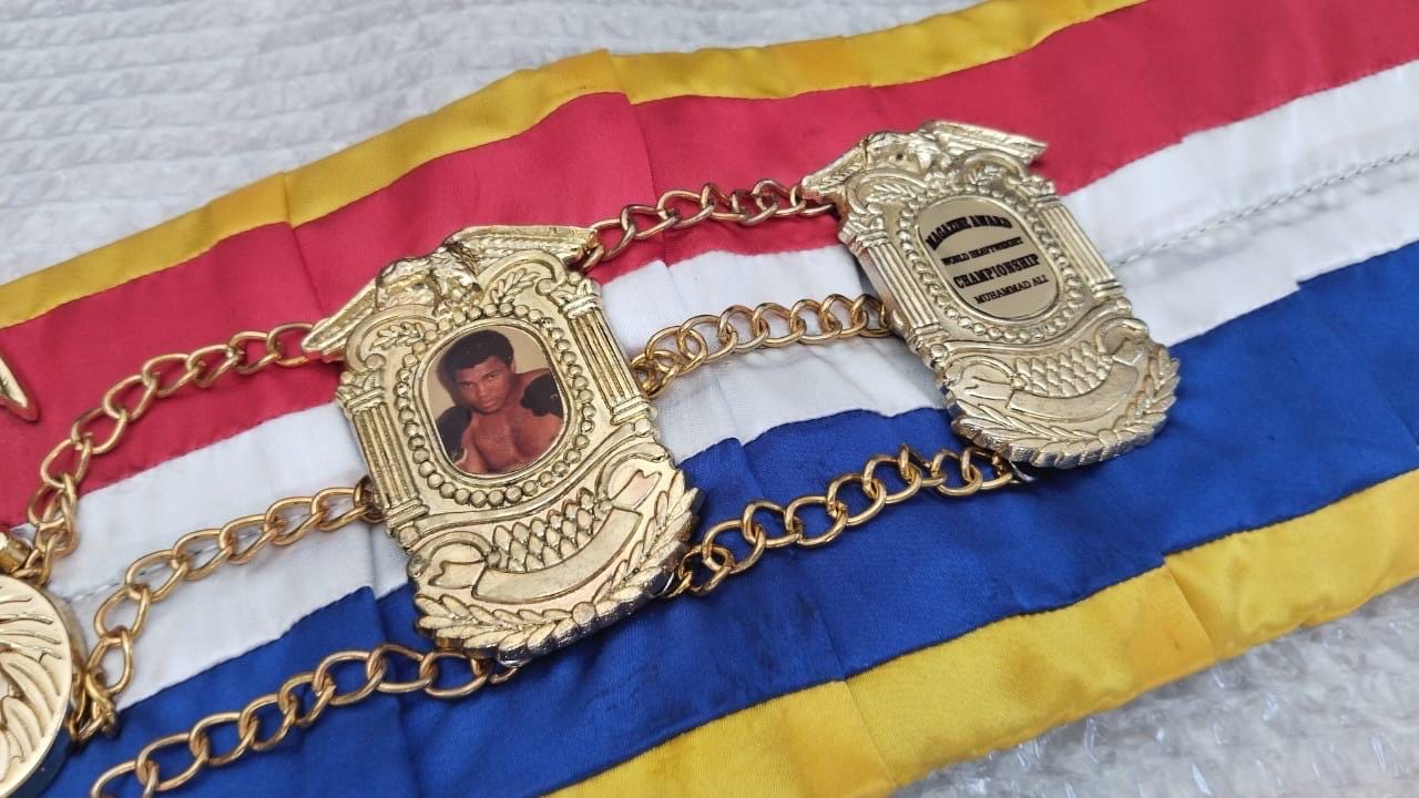 MUHAMMAD ALI Ring Magazine World Heavyweight Championship Belt - B0063 ...