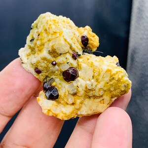 Red Garnet Crystals on Albite Matrix From Shigar Valley, Pakistan Rare ...