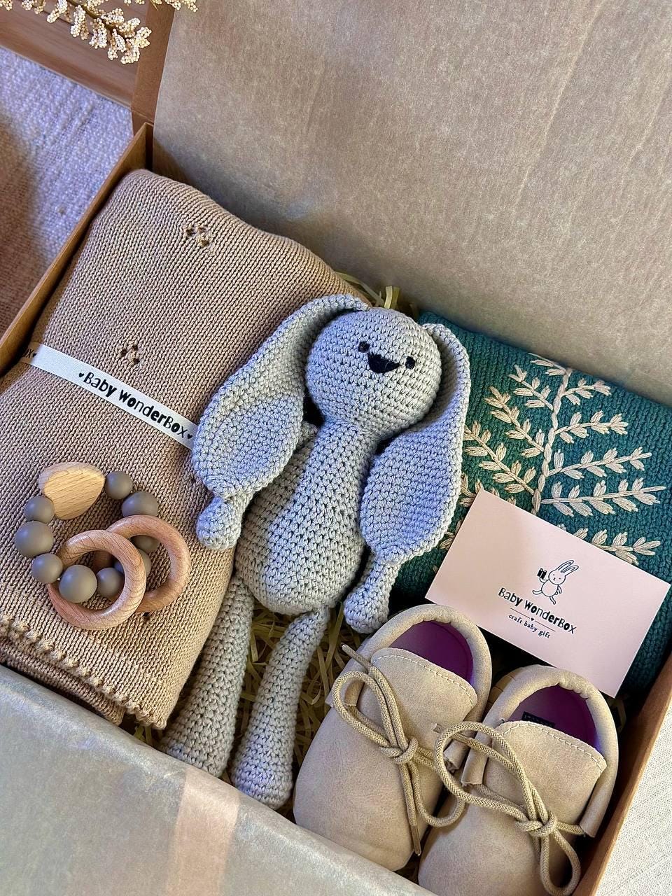 NEW* Baby Gift Box GREEN Nature Gender Neutral Baby Present, Gifr for ...