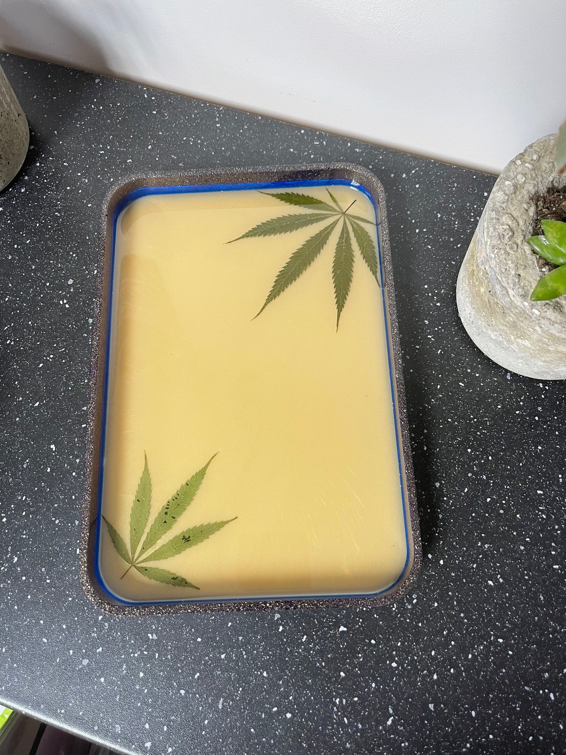 Real Marijuana Leaf Resin Rolling Tray - Etsy