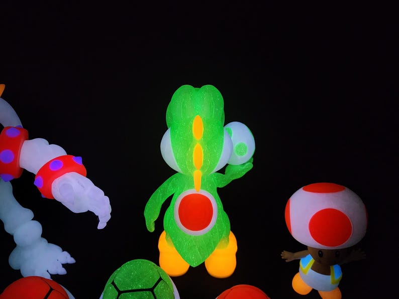 Super Mario: It's Glowshi!!!!! A 3D Printed Glow in the Dark Yoshi ...