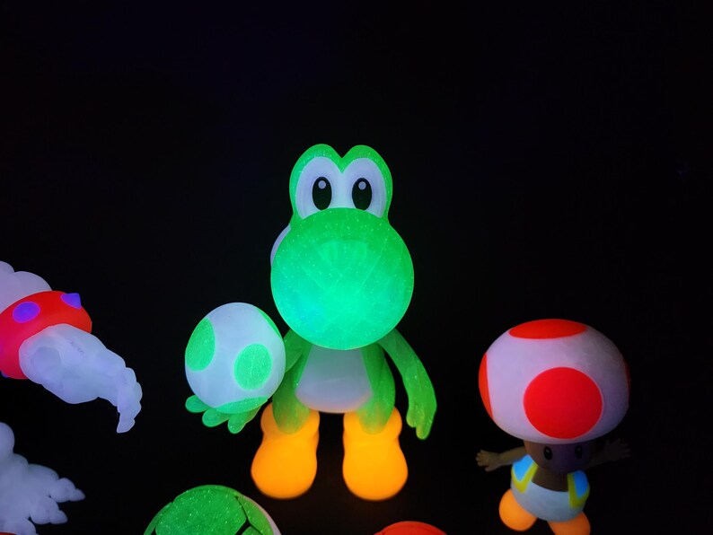 Super Mario: It's Glowshi!!!!! A 3D Printed Glow in the Dark Yoshi ...