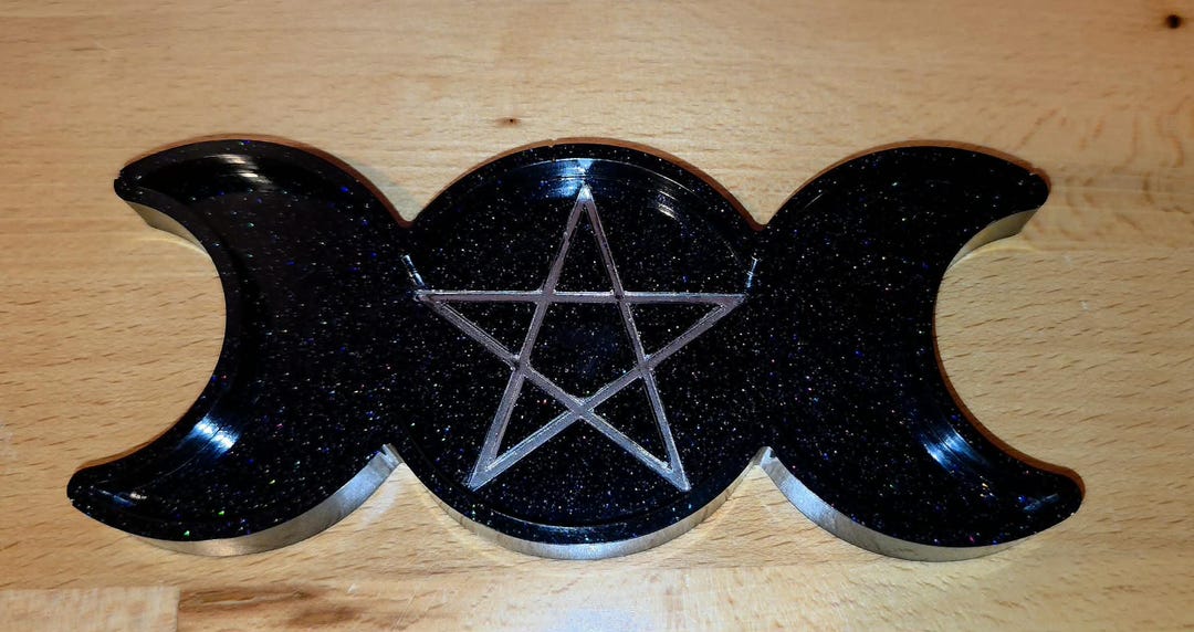 Galaxy Themed Gothic Witch Triple Moon Goddess Pentagram Resin Art ...