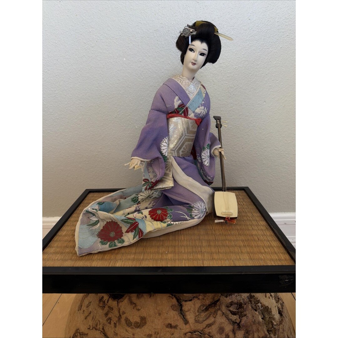 VTG Nishi & Co Japanese Geisha Doll in Ornate Kimono W/ Guitar on ...