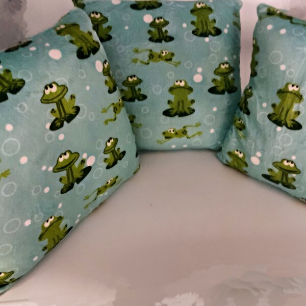 Frog Pillows - Etsy