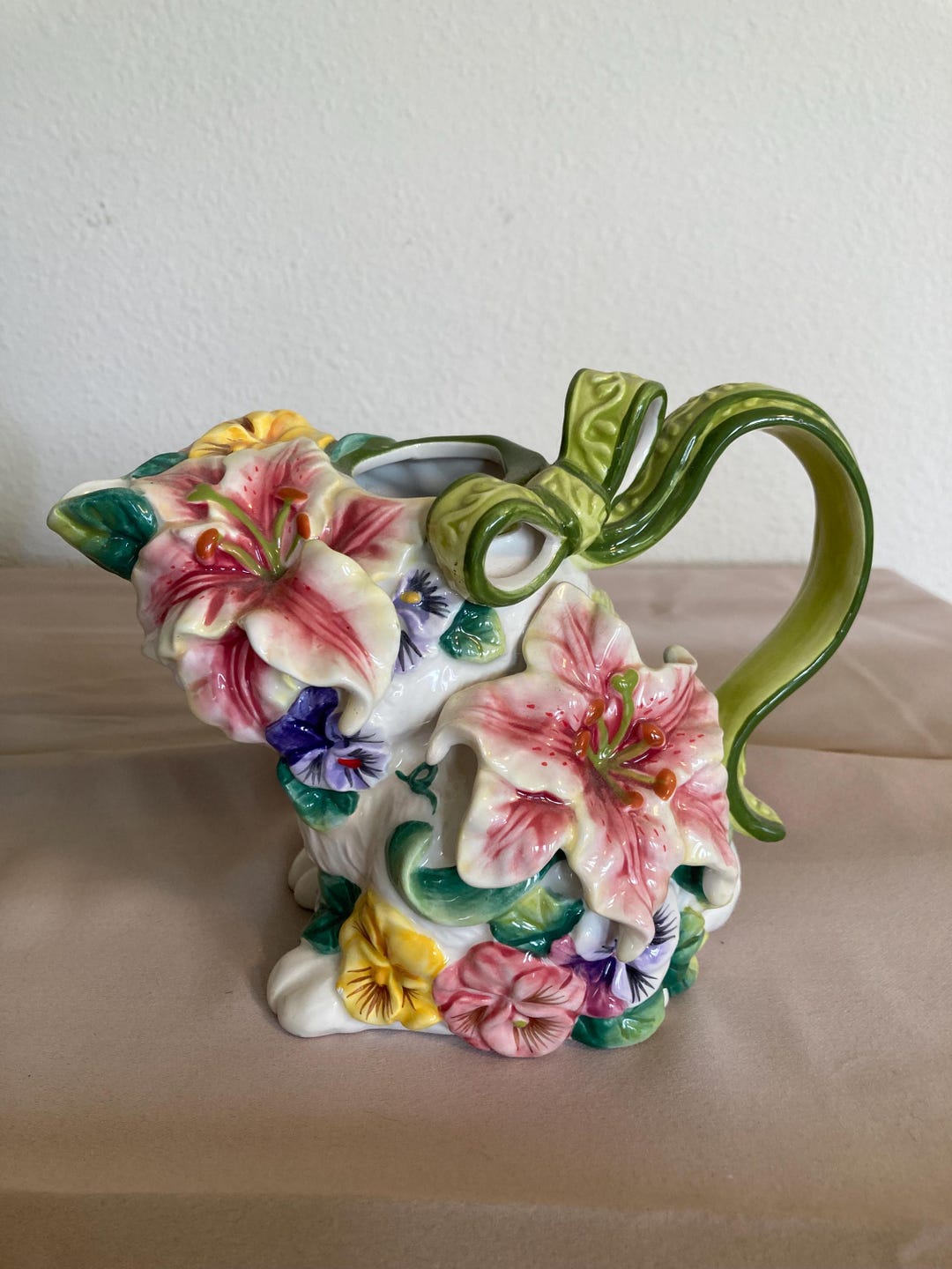 Corner Ruby Spring Collection Trompe L'oeil Flower Bunny Pitcher ...