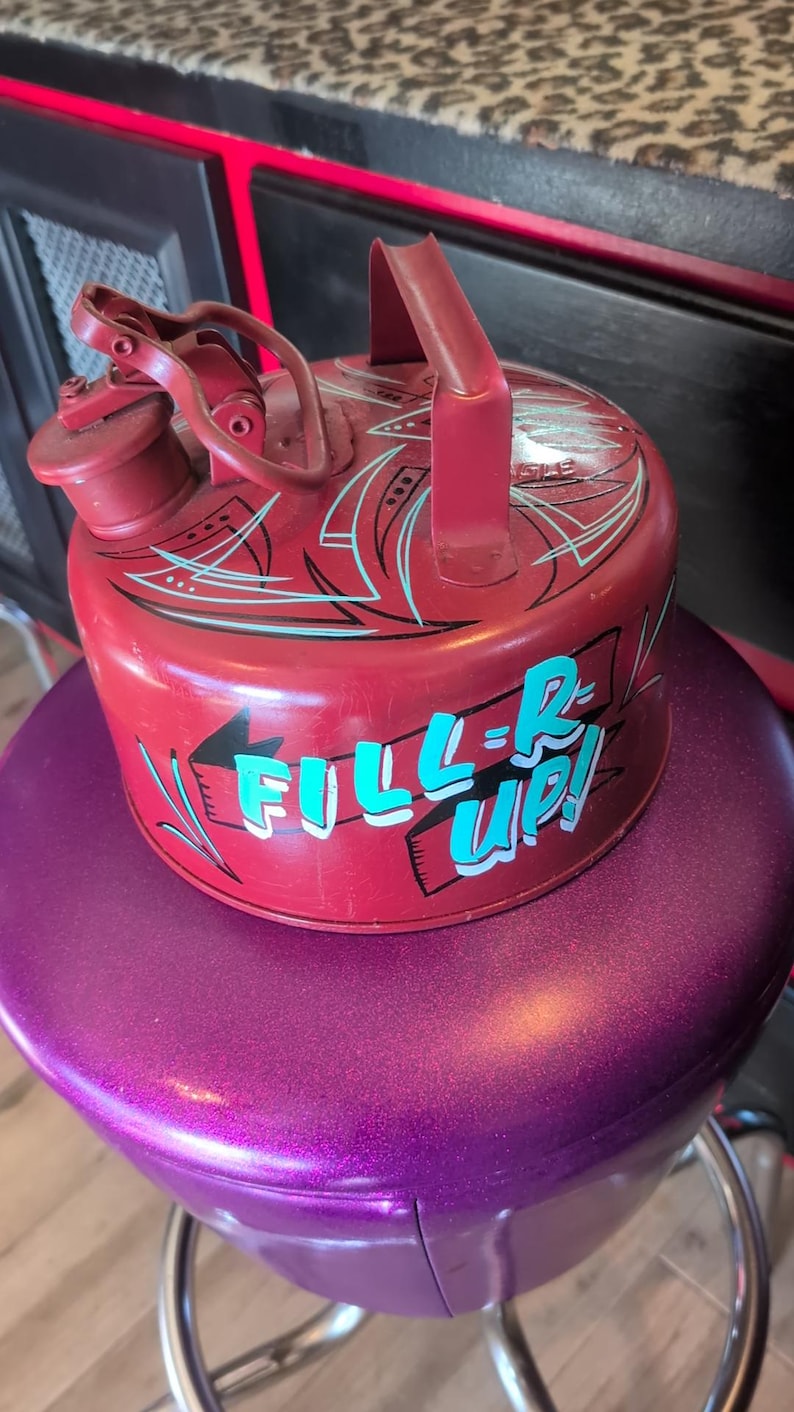 Hand Painted Vintage Gas Can "fill-r-up"! - Etsy
