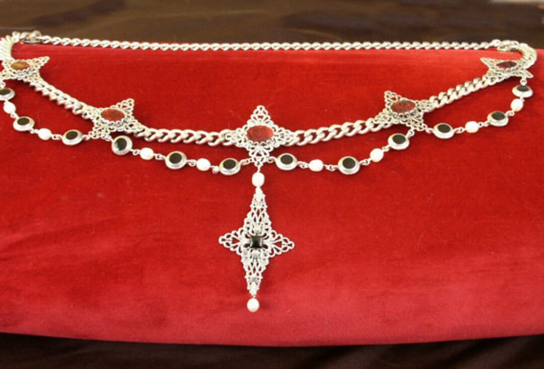 Renaissance Chain of Office With Cross Pendant - Etsy