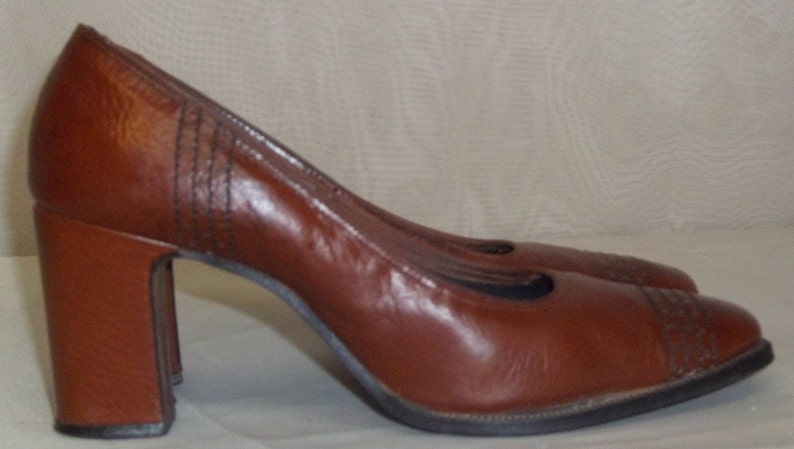 Vintage 1940's Town & Country Leather Retro Shoes Heels Pumps 5 1/2 - Etsy