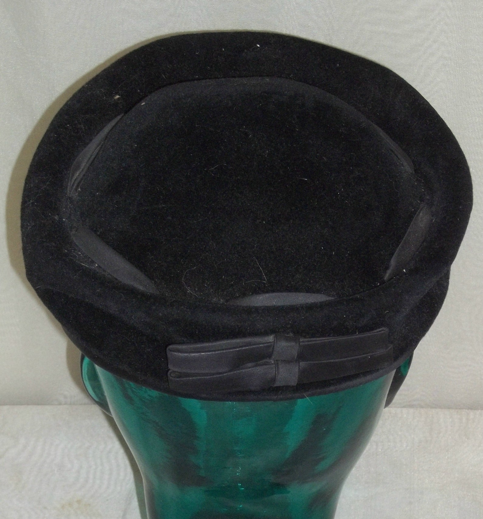 Vintage Amy New York Black Velvet Tam Hat Church Beret Bow - Etsy