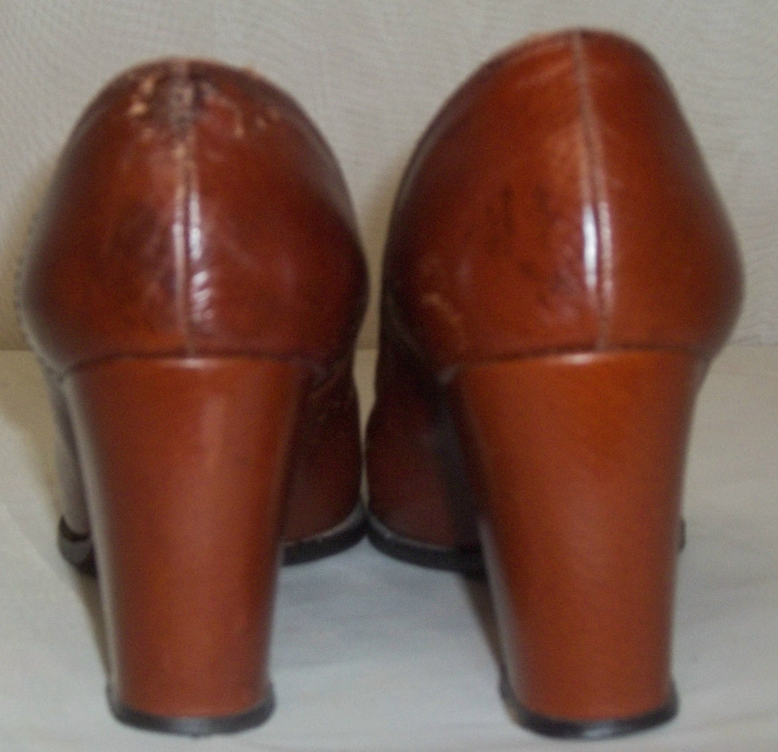 Vintage 1940's Town & Country Leather Retro Shoes Heels Pumps 5 1/2 - Etsy
