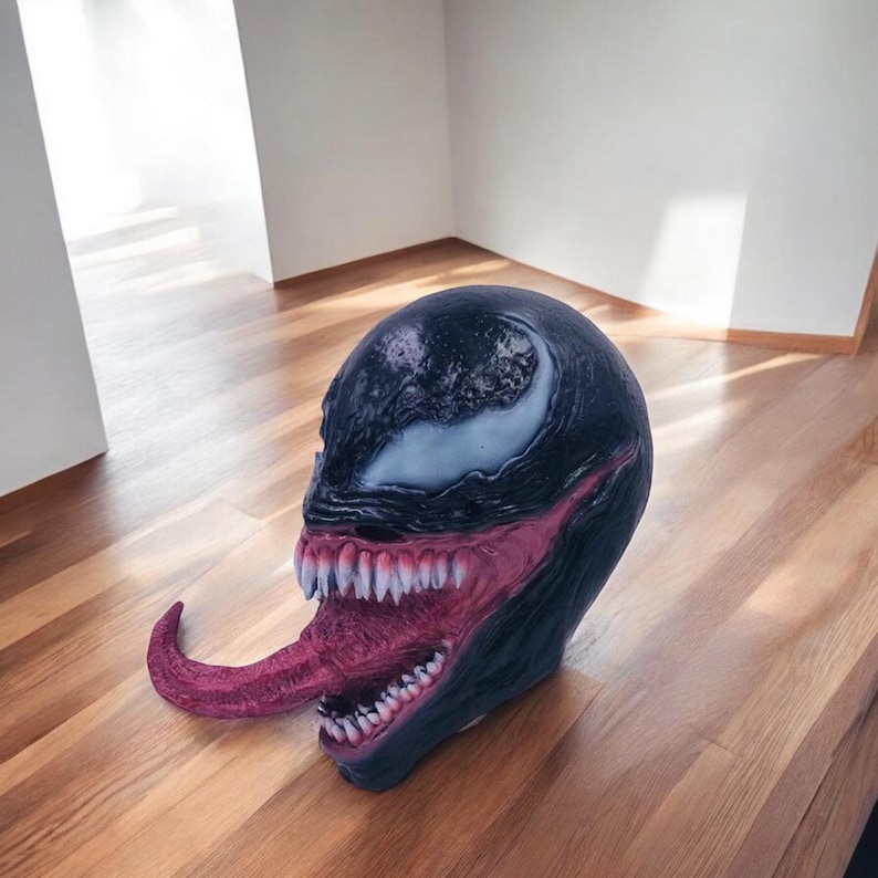 Realistic Venom Mask With Tongue Symbiote Monster Latex Cosplay Helmet ...