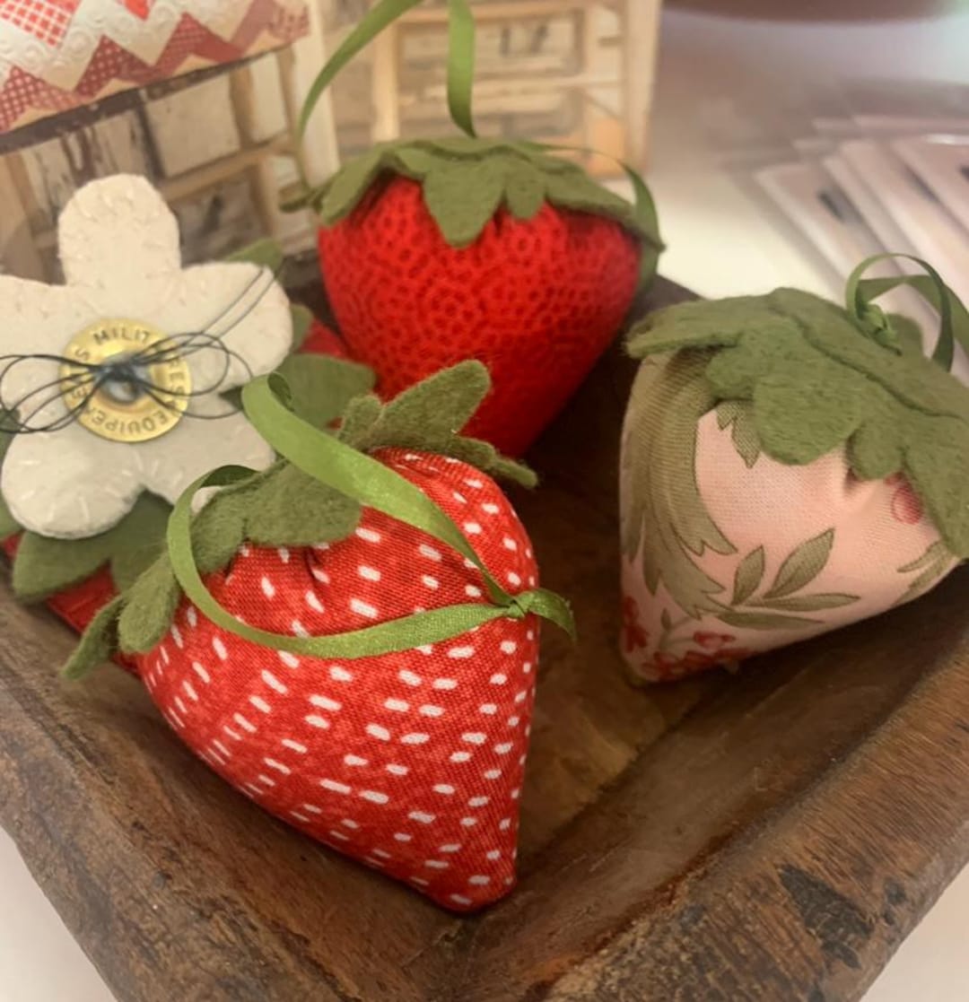 Strawberry Pin Cushion Instructions and Pattern - Etsy