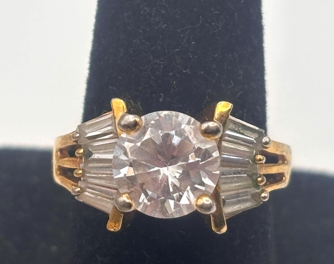 Vintage 80s Channel of Quartz Ring Size 4.75 4 3/4 Yellow Gold Tone ...