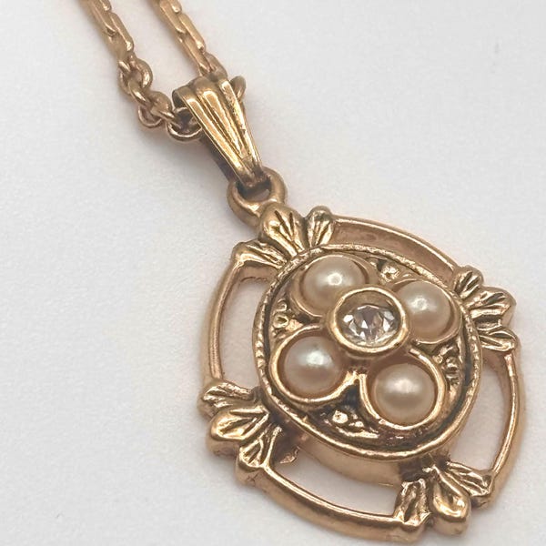 Avon Pendant - Etsy