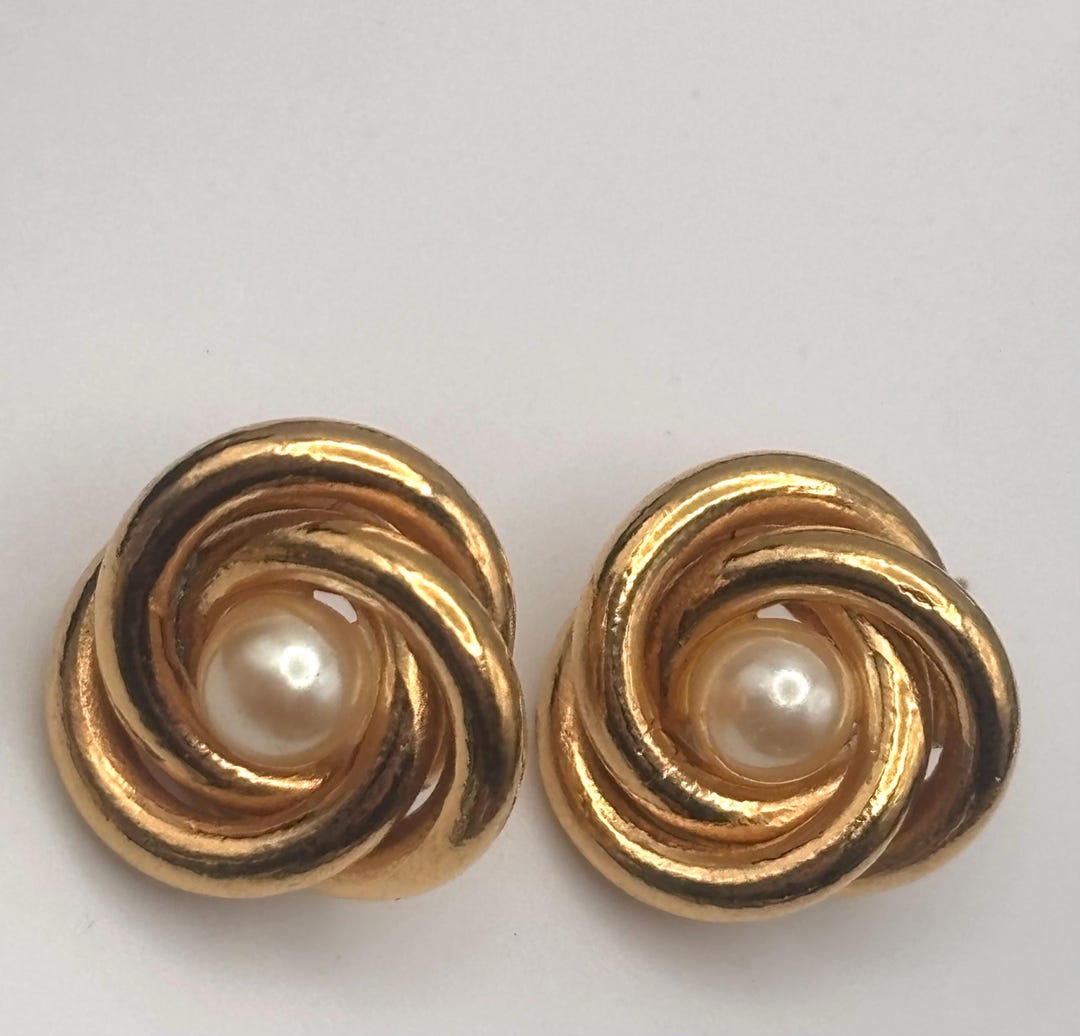 Vintage 80s Swirls Around Pearls Pierced Stud Earrings Yellow Gold Tone ...