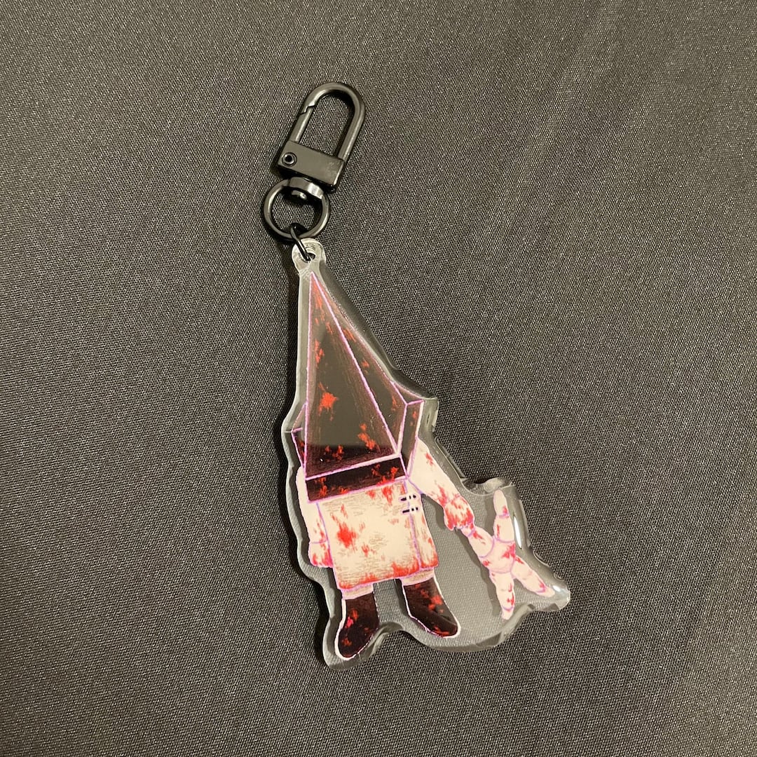 Silent Hill 2 Fan Art Pyramid Head Man Holding a Mini Mannequin Epoxy ...