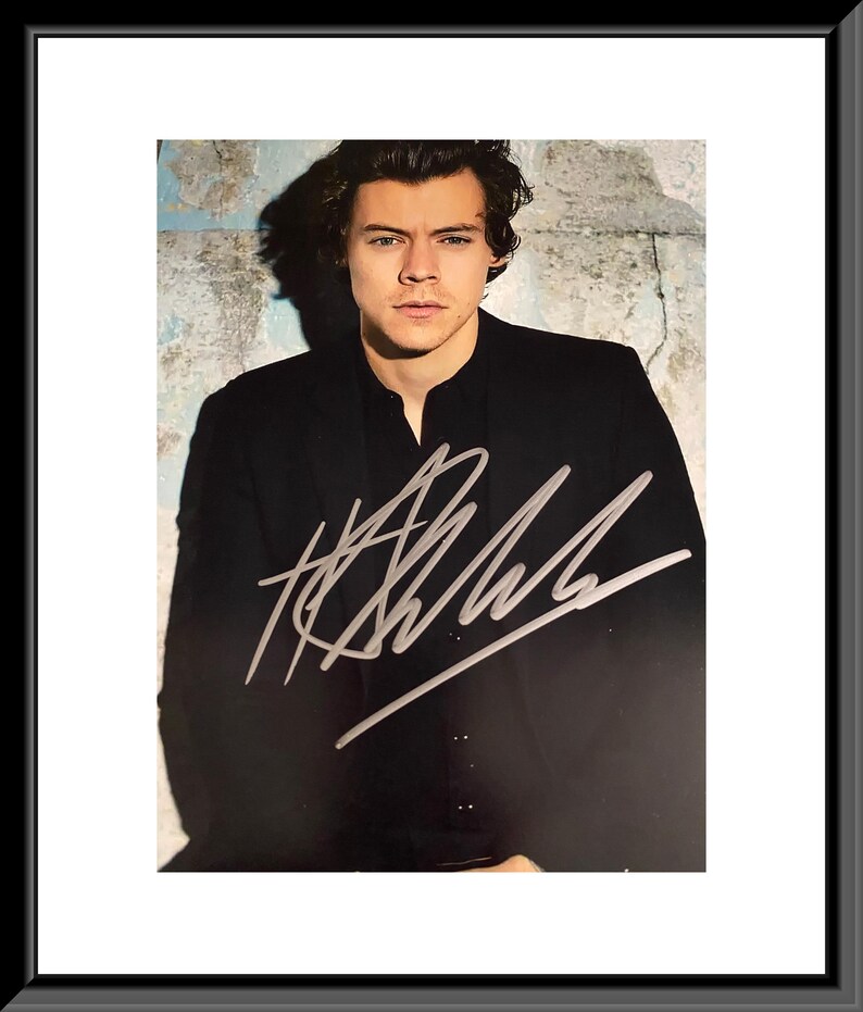 Harry Styles Original Autographed Photo - Etsy