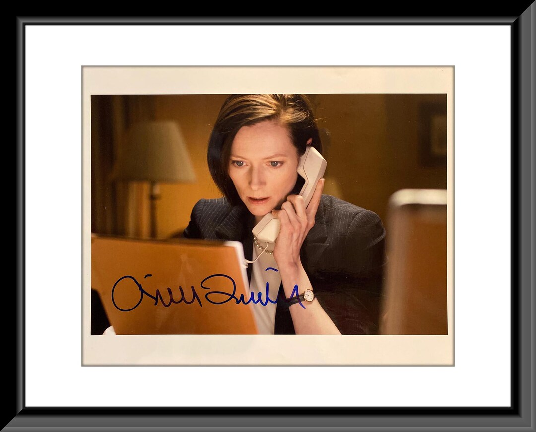 Michael Clayton Tilda Swinton Original Autographed Movie Photo - Framed ...