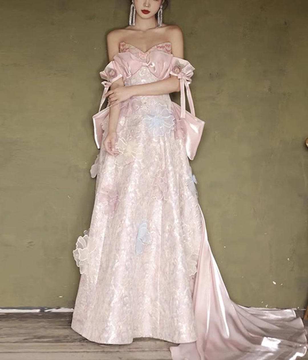 3D Flowers Light Pink Satin Dress Large Bow Train on the Waist ...