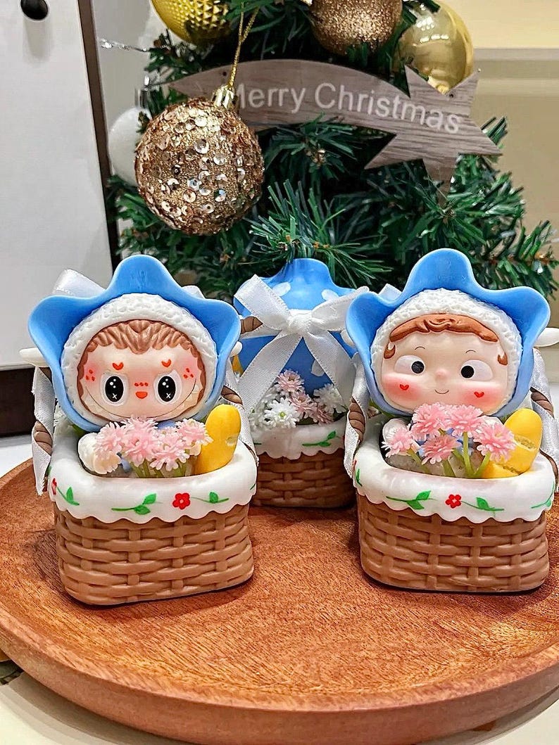 Labubu Picnic-themed Clay Display Piece With Blue Hair Bow & Baguette ...