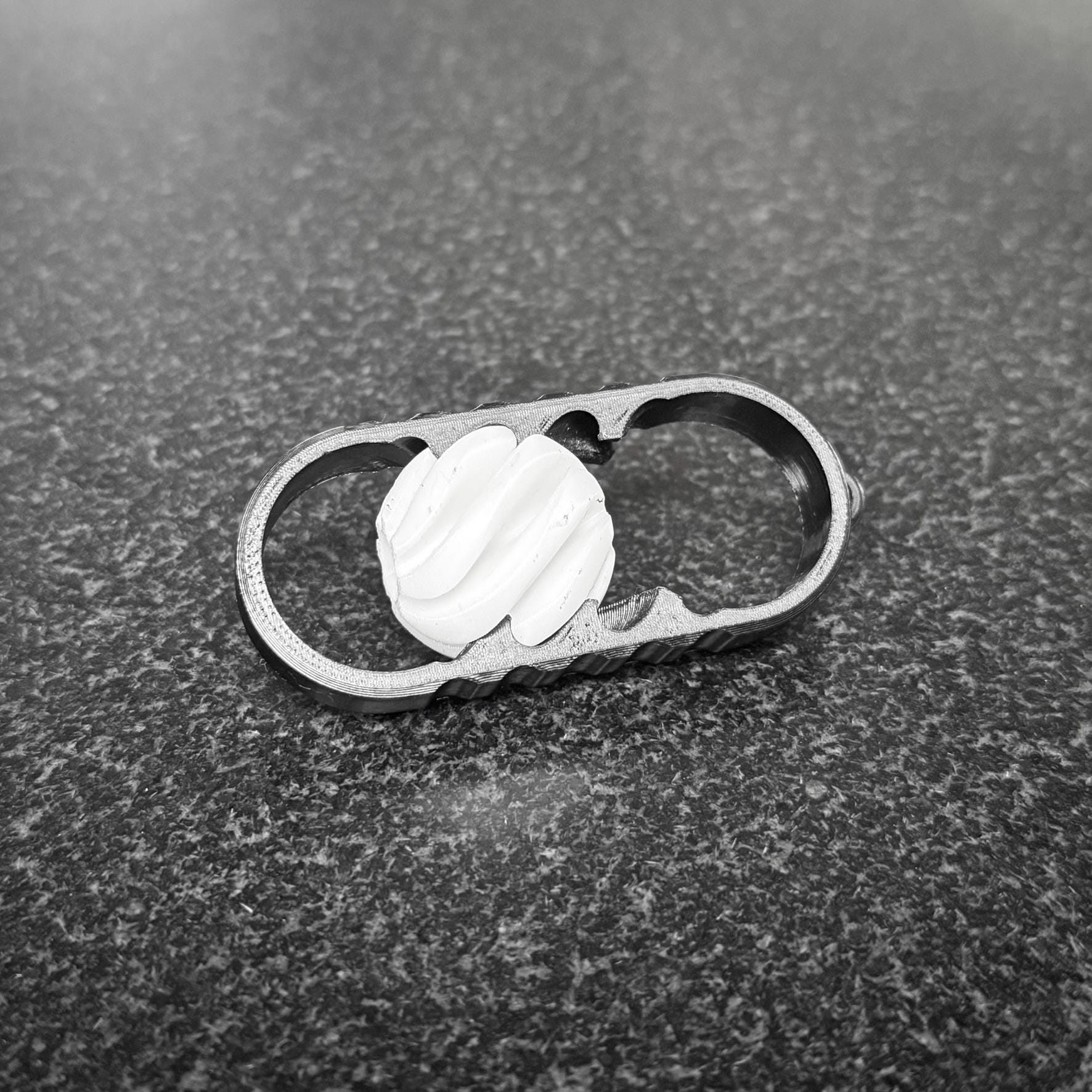 Pass-through Fidget Keychain – Sliding Twist Toy - Etsy