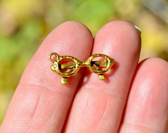 Eyeglasses charm | Etsy