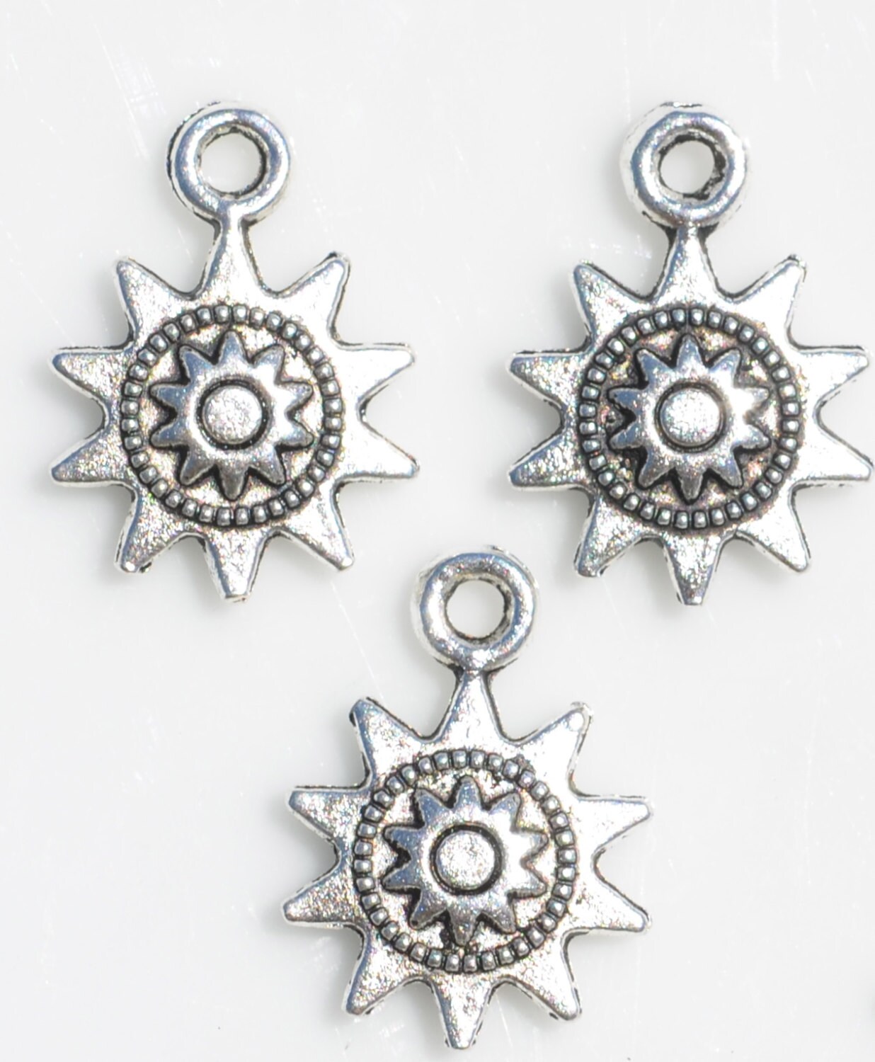 10 Sun Silver Tone Charms SC2952 | Etsy