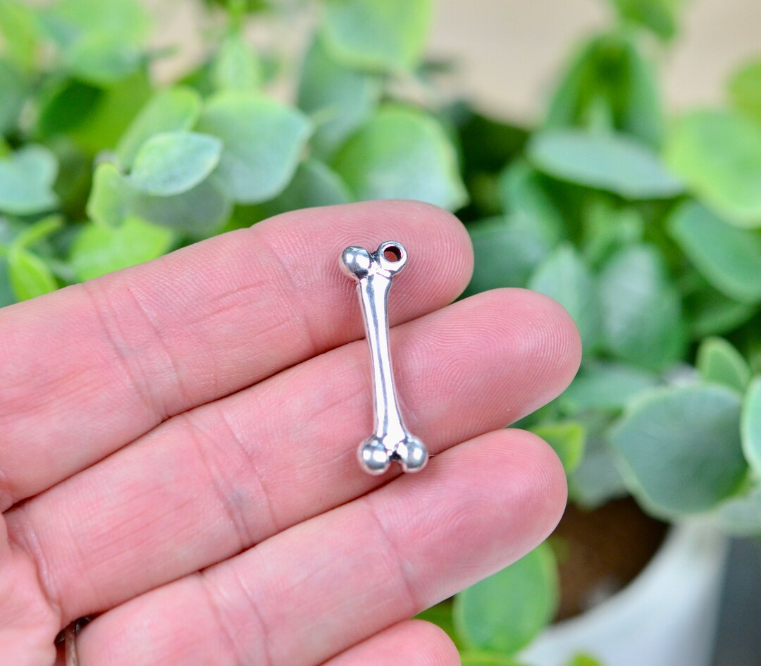 5 Anatomically Correct Silver Femur Bone Charm SC5225 - Etsy