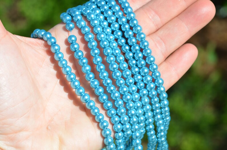 70 Bright Blue Glass Pearl Beads 6mm BD909 - Etsy