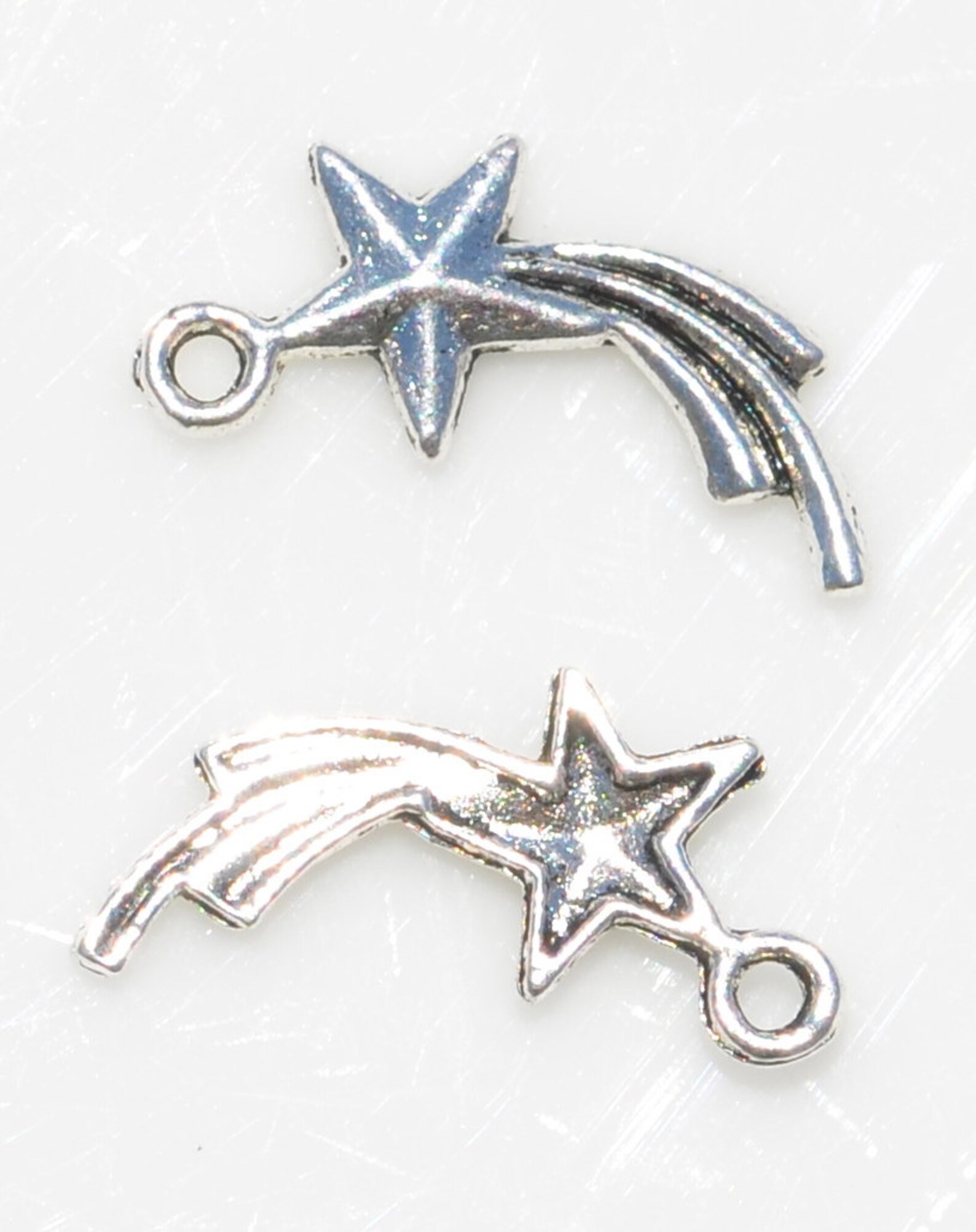 25 Shooting Star Silver Tone Charms SC6794 - Etsy