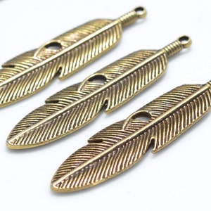 5 Large Feather Bronze Tone Charms BC3165 - Etsy