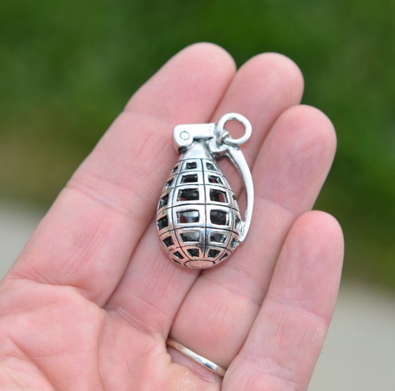 BULK 10 Hand Grenade Antique Silver Tone 3D Charms SC2204 - Etsy