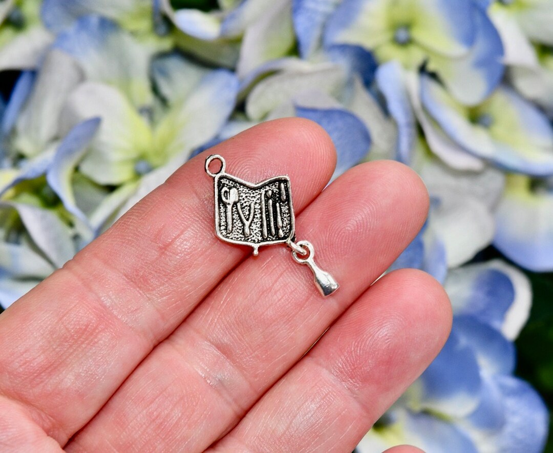 1 Medical Instrument Silver Tone Charm SC2630 - Etsy