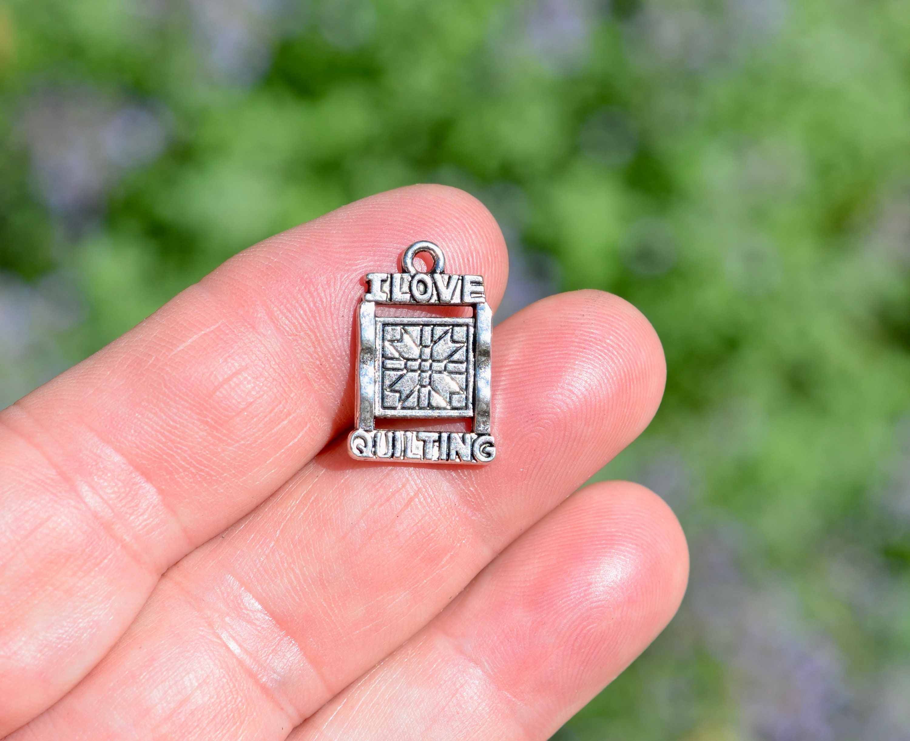BULK 50 I Love Quilting Silver Tone Charms SC6797 - Etsy