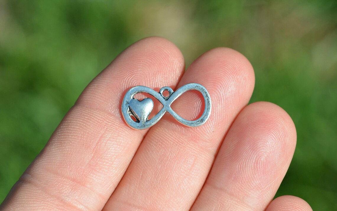 10 Infinity with a heart Silver Tone Charms SC5722 | Etsy