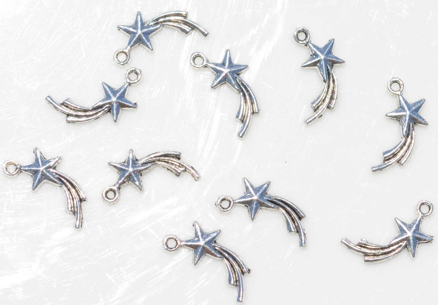 25 Shooting Star Silver Tone Charms SC6794 | Etsy