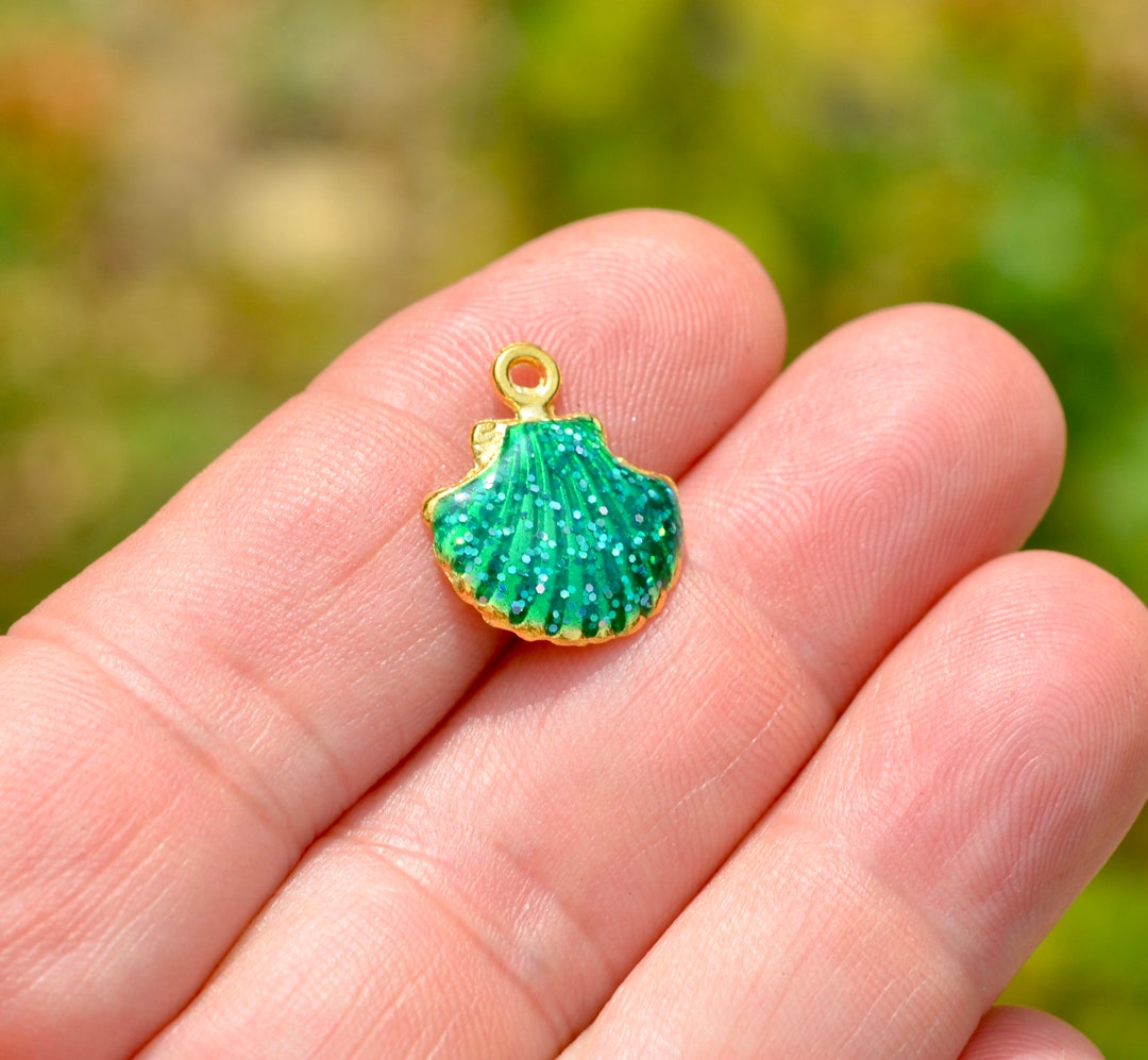 5 Seashell Green Enamel and Gold Tone Charms GC2844 - Etsy