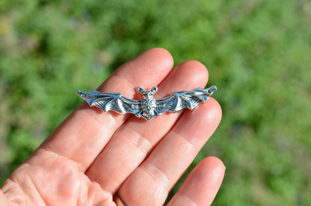 BULK 20 Bat Connector Silver Tone Charms SC1218 - Etsy
