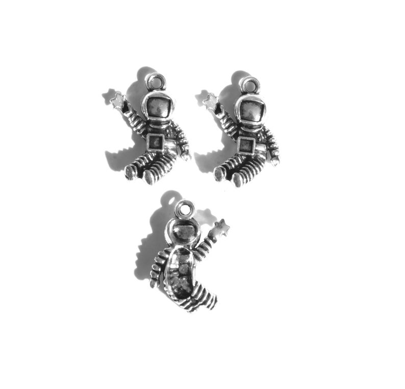 10 Astronaut Silver Tone 3D Charms SC3957 - Etsy