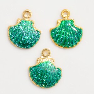 5 Seashell Green Enamel and Gold Tone Charms GC2844 - Etsy