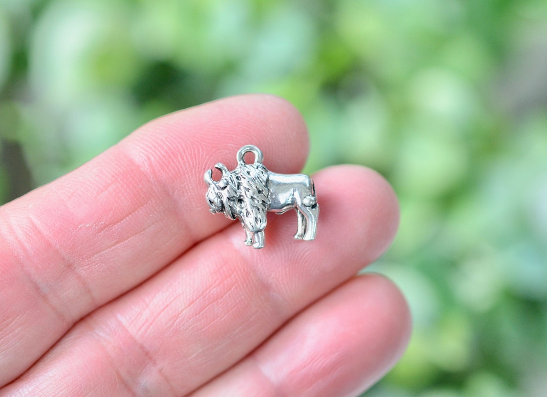 5 Buffalo Silver Tone 3D Charms SC6043 - Etsy