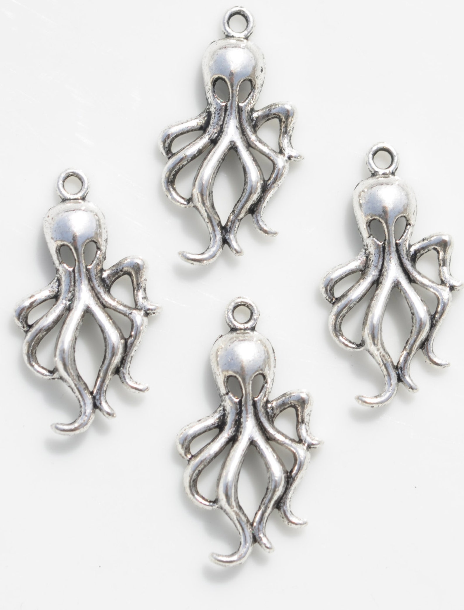 BULK 50 Octopus Silver Tone Charms SC1626 - Etsy