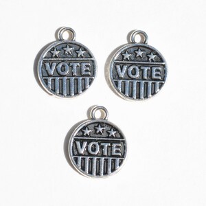 1 VOTE Silver Tone Double Sided Election Charm, With Stars and Stripes ...
