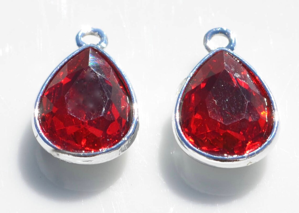 5 Dark Red Glass Birthstone Teardrop Charms SC5117 - Etsy