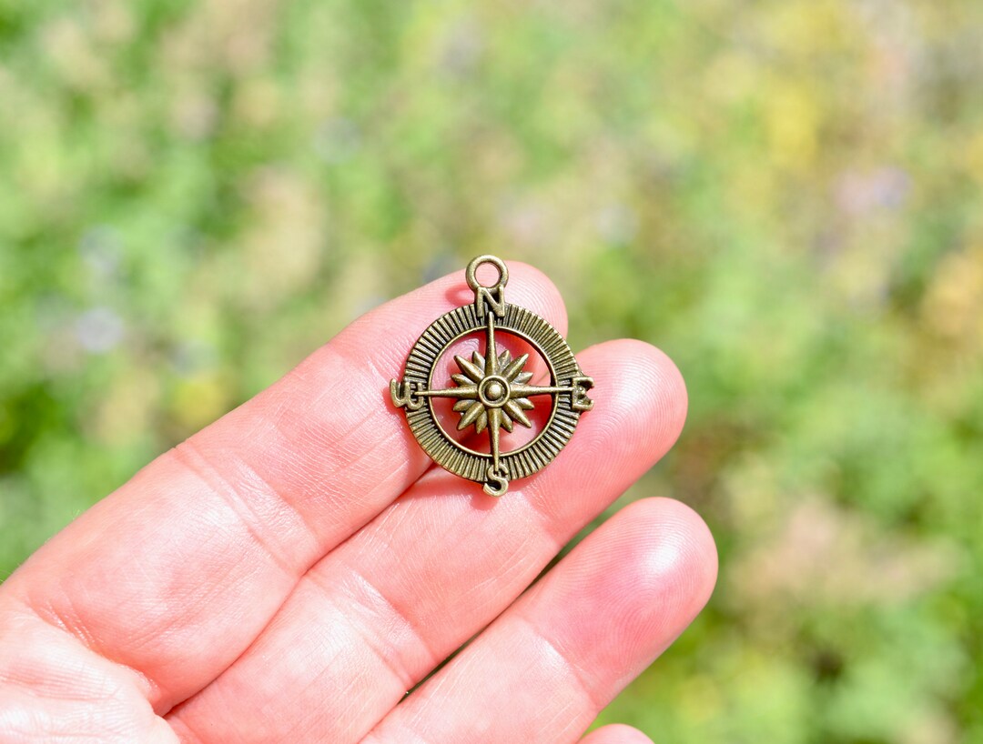 BULK 25 Compass Bronze Tone Charms BC6569 - Etsy