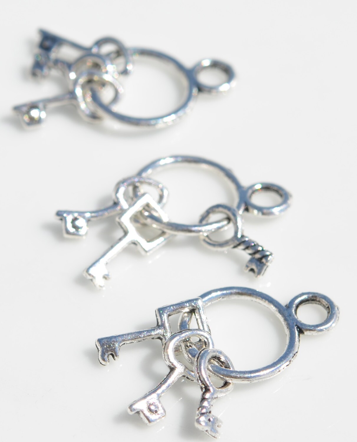 1 Tiny Key Ring Silver Tone Charm SC6552 - Etsy