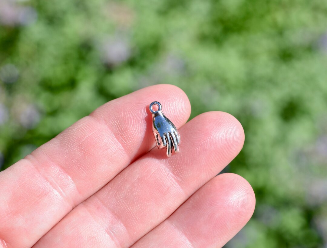 BULK 50 Hand Silver Tone 3D Charms SC3320 - Etsy