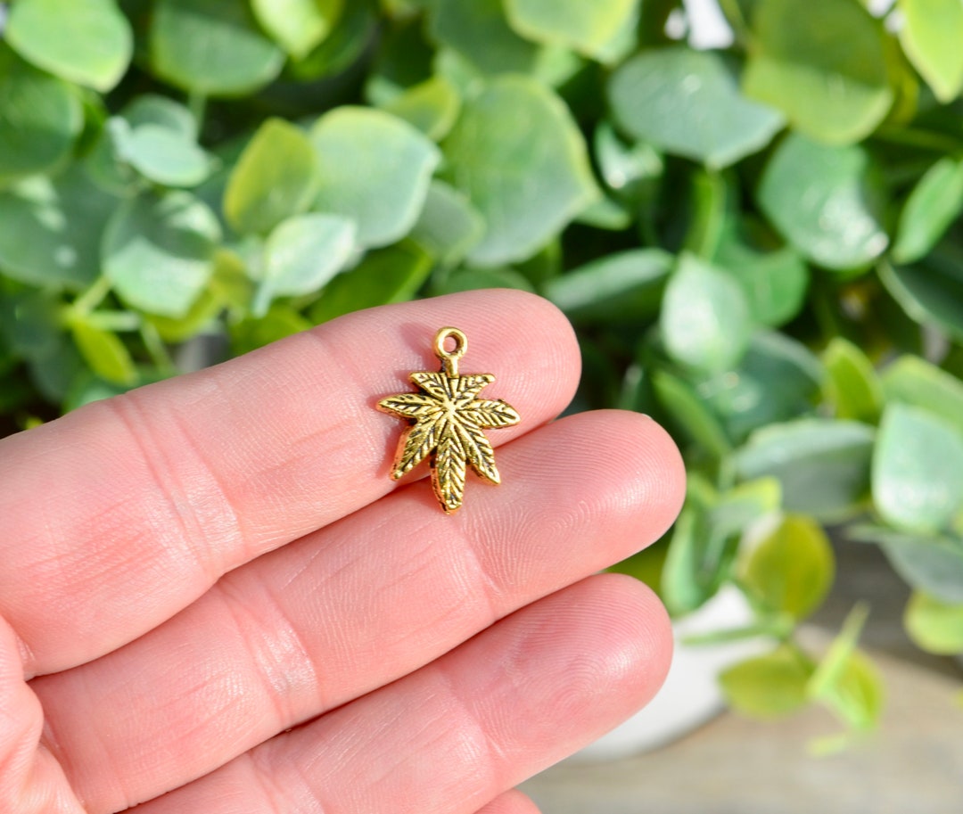 1 Marijuana Leaf Gold Tone Charm GC5739 - Etsy